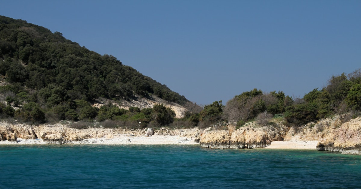 Swimming tour - Plavnik/Stara Baška | GetYourGuide