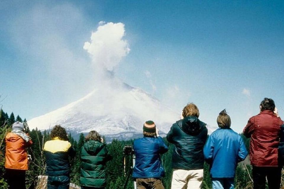 From Seattle: Mt Saint Helen Tour | GetYourGuide