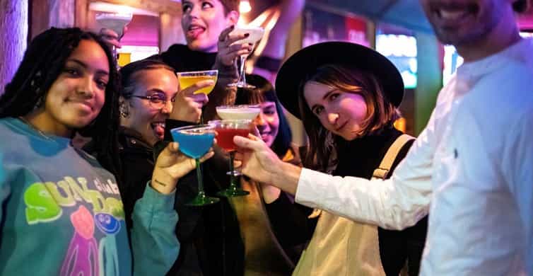 Tipsy Tour Walking History Tour in London | GetYourGuide