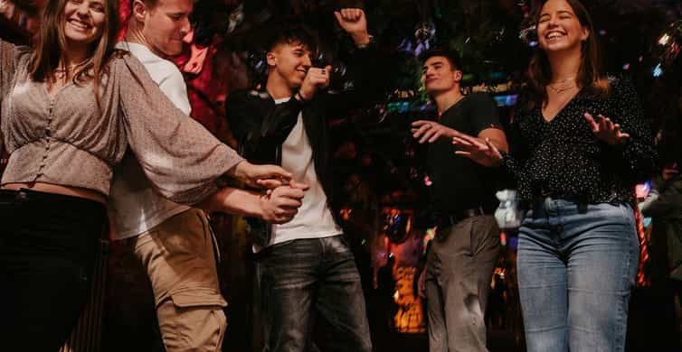 Tipsy Tour Walking History Tour in London | GetYourGuide