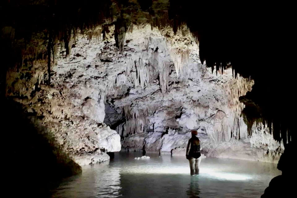 Exploración privada de cenotes - Cultura maya, fósiles y diversión ...