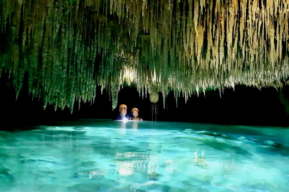 Exploración privada de cenotes - Cultura maya, fósiles y diversión ...