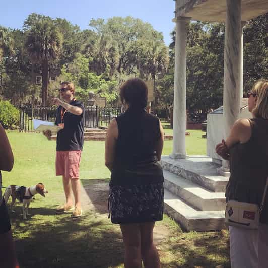 Visita al Cementerio del Parque Colonial de Savannah | GetYourGuide