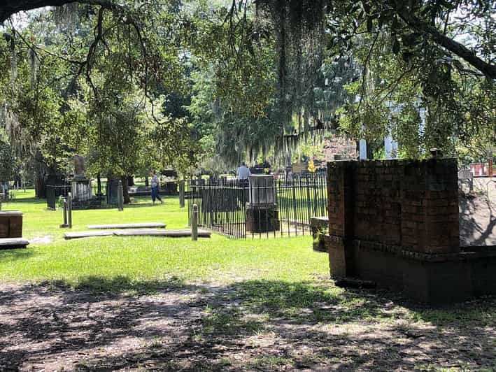 Visita al Cementerio del Parque Colonial de Savannah | GetYourGuide