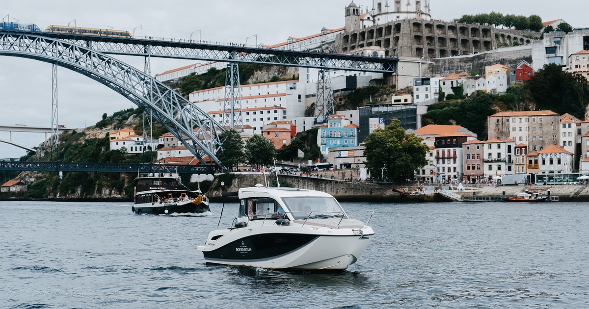 Douro Boat River Cruise 2h | GetYourGuide