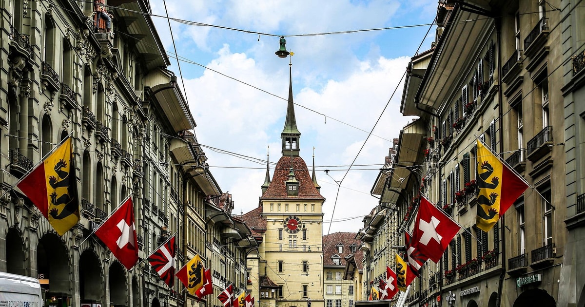Bern Old Town - Private Historic Walking Tour | GetYourGuide