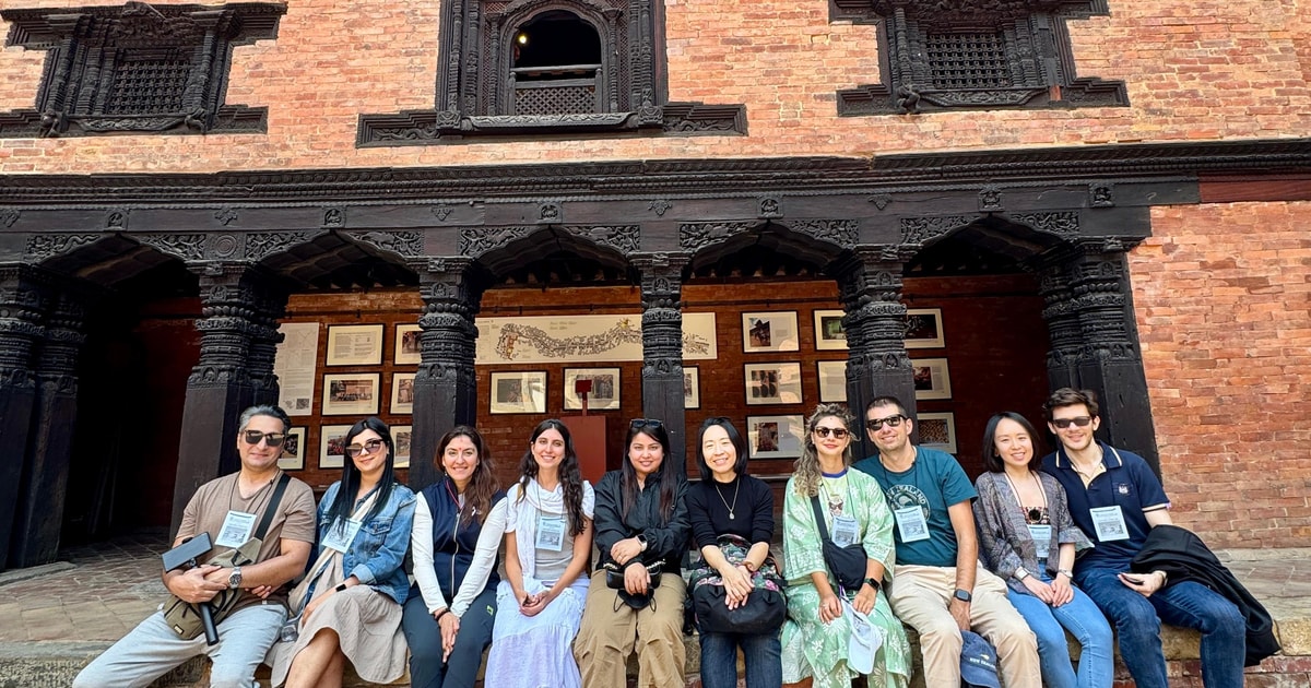 Tour a Patan y Bhaktapur Durbar Square con almuerzo - Privado/Grupo | GetYourGuide