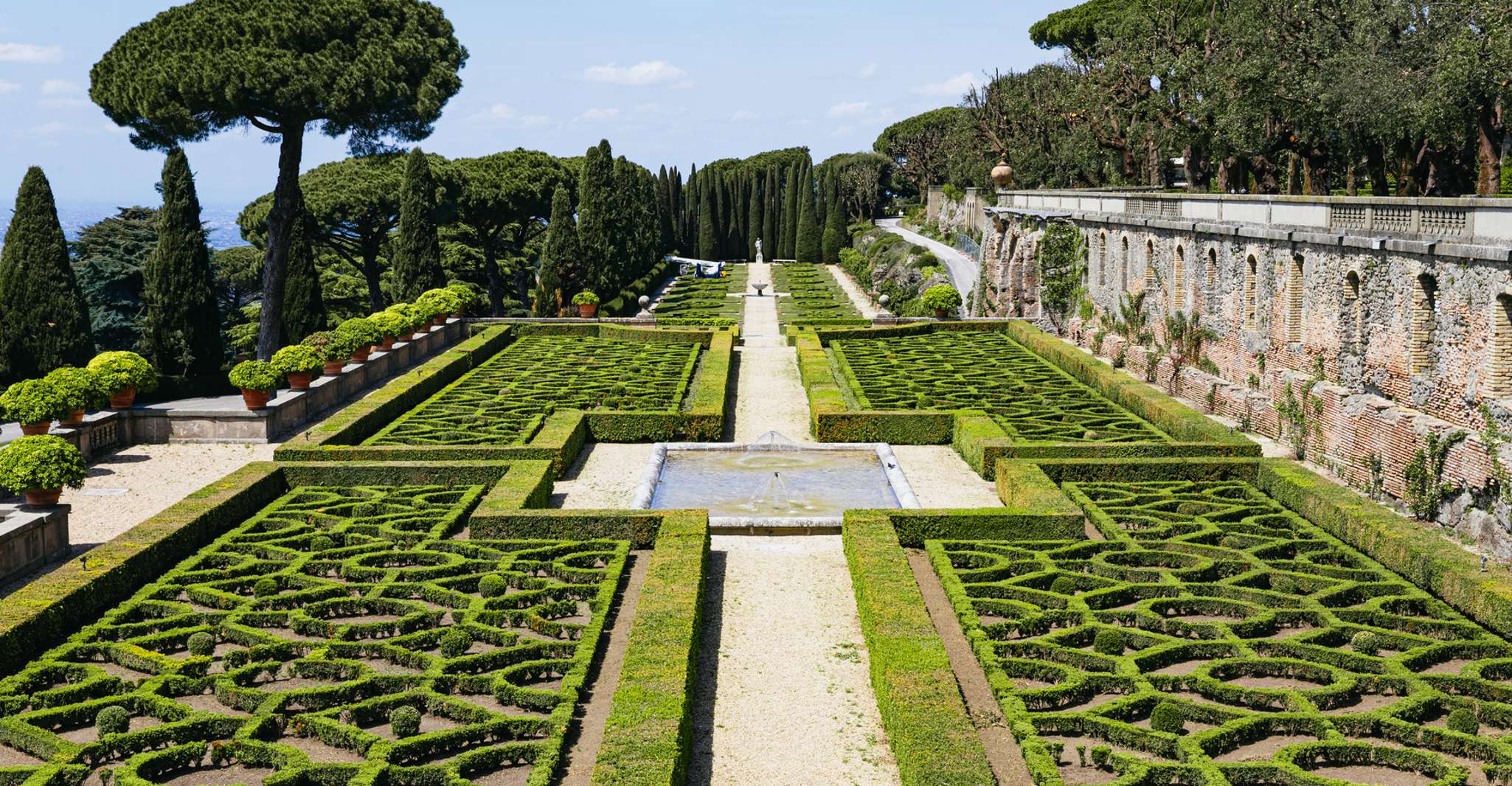 Castel Gandolfo, Palace Ticket and Gardens Minibus Tour | Entry Ticket ...