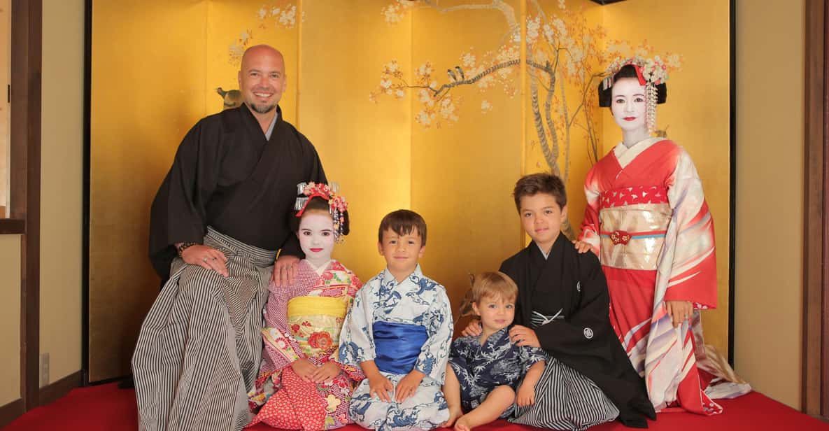 Kyoto kiyomizu Temple : Maiko and Samurai Family Photoshoot | GetYourGuide