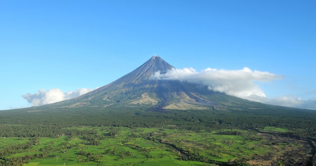 Legazpi: The Majestic Mayon Volcano Land Tour | GetYourGuide