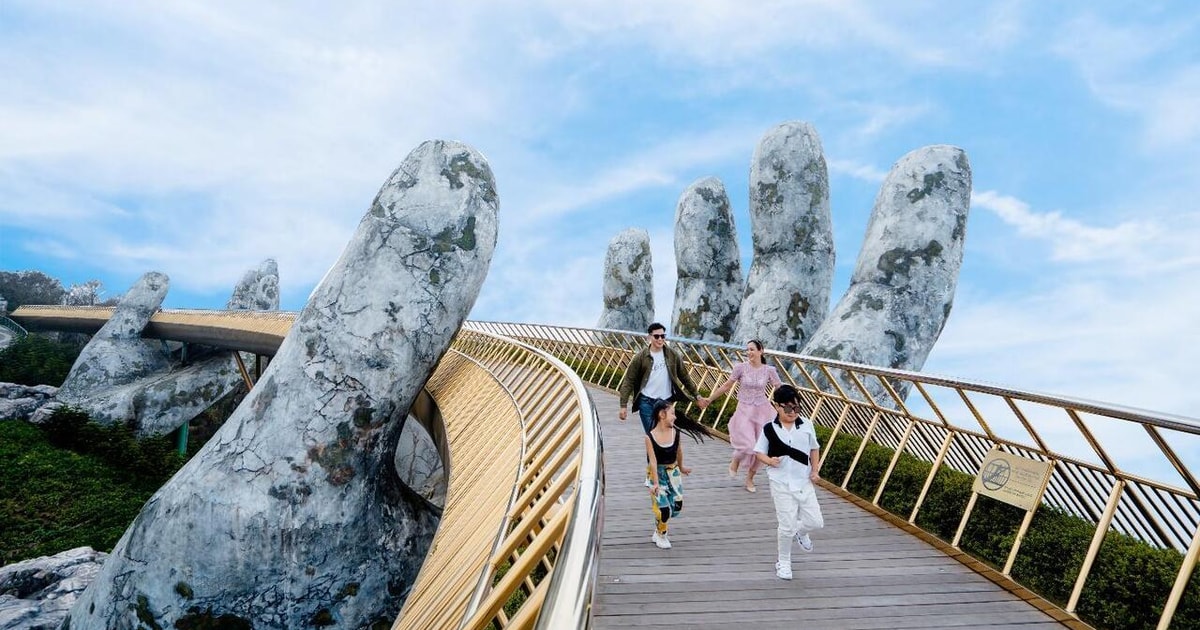 Fra Da Nang/Hoi An: Golden Bridge Ba Na Hills heldagstur | GetYourGuide