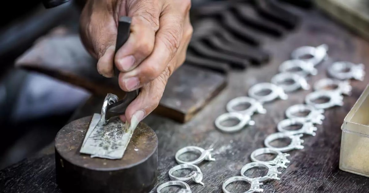 Bali: laboratorio di gioielli e trekking sulle terrazze di riso ...