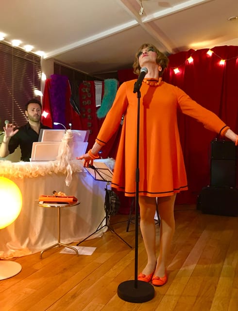 Paris : Unique cabaret concert & dinner in atelier d'artiste | GetYourGuide