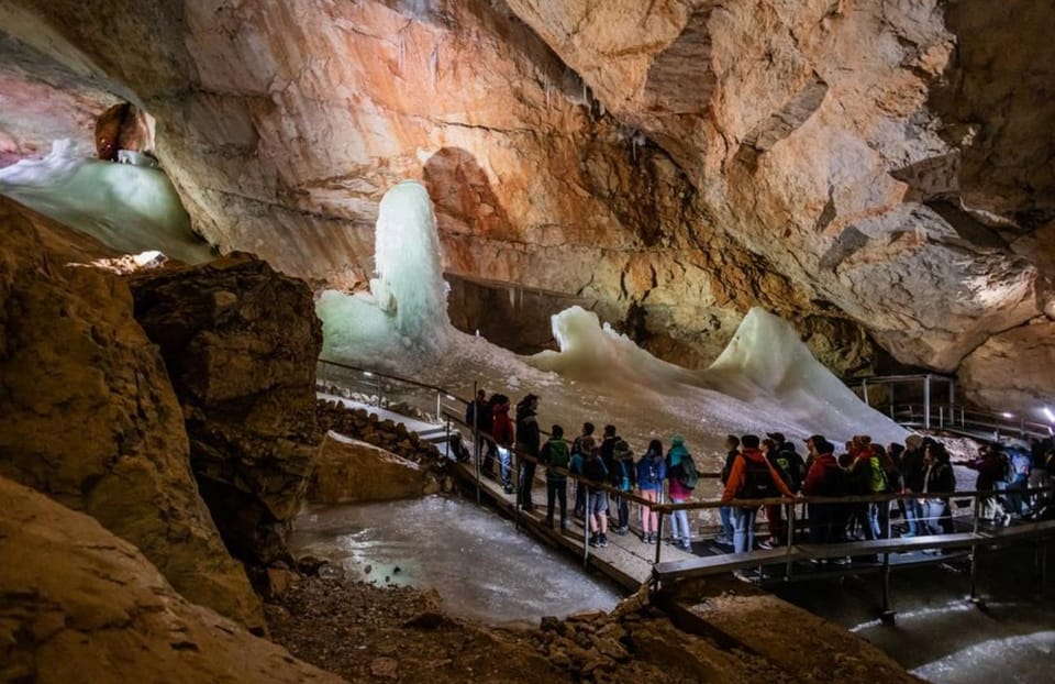 Private Hallstatt & Dachstein Ice Cave Tour From Salzburg | GetYourGuide