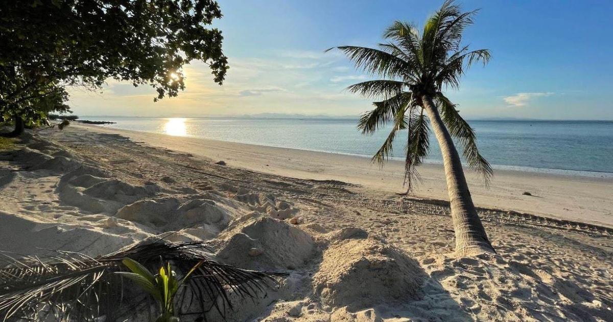 Bangkok: Rayong Islands Snorkeling Day Trip by Speedboat | GetYourGuide