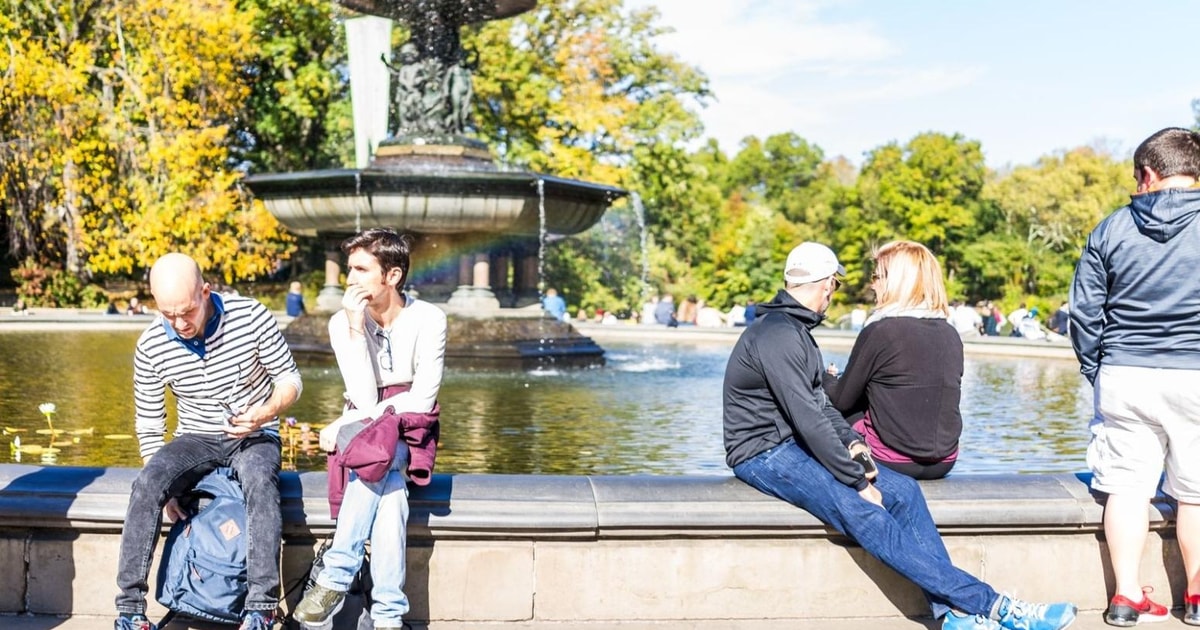 NYC: Gossip Girl Central Park VIP Tour | GetYourGuide