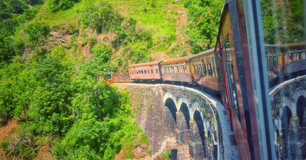 Shimla: UNESCO-speelgoedtreinrit met gids | GetYourGuide