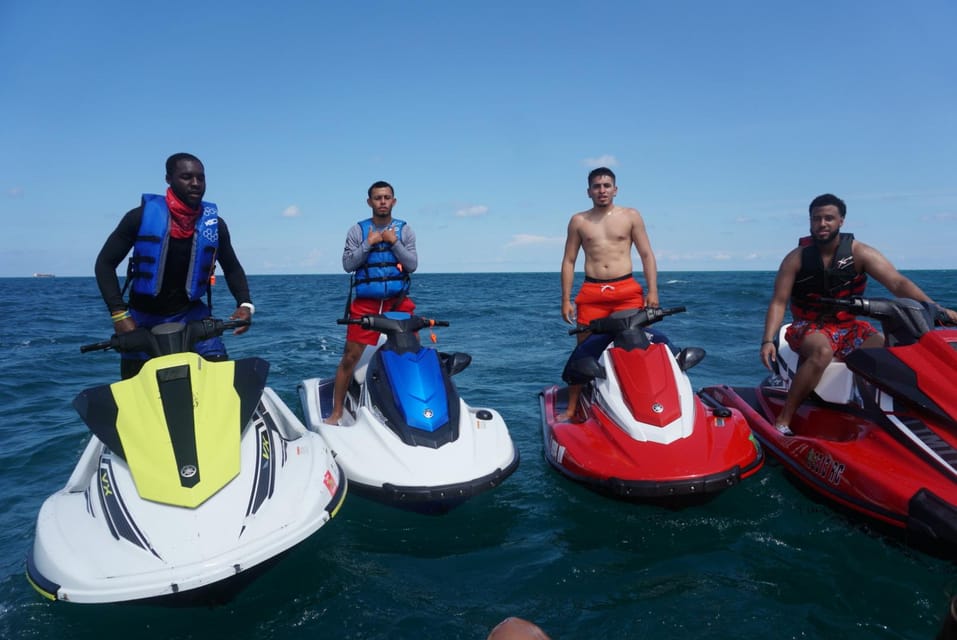 Miami: Excursión en moto acuática en coche | GetYourGuide