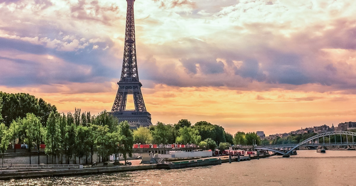 🛳️ Paris: Seine Cruise & Crepe Tasting near the Eiffel Tower No booking fee | Paris River ...