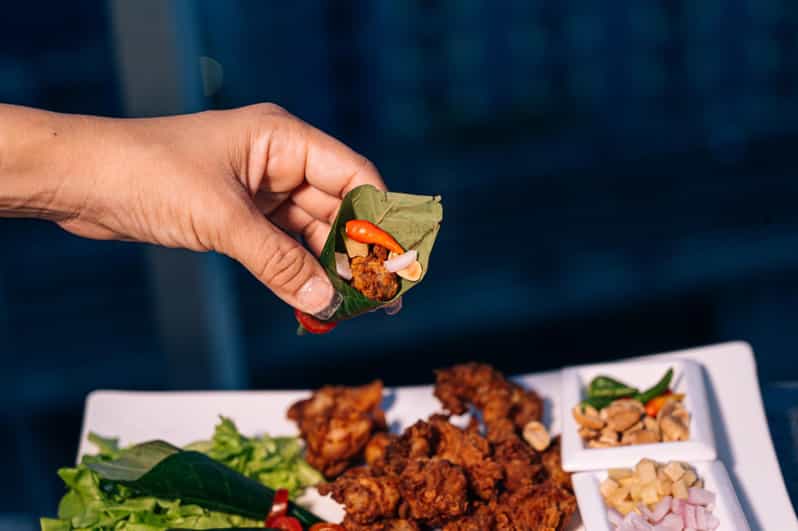 Bangkok: Barracuda Rooftop Bar Akara Hotel | GetYourGuide