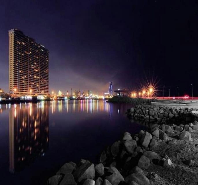 Jeddah: Private City Sightseeing Night Tour with Local Guide | GetYourGuide