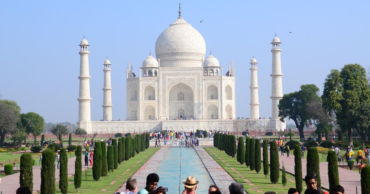 From Delhi: Taj Mahal Tour By Train in Execution Class | GetYourGuide