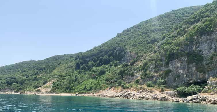Desde Durres: tour en barco por la península de Karaburun y la isla de ...