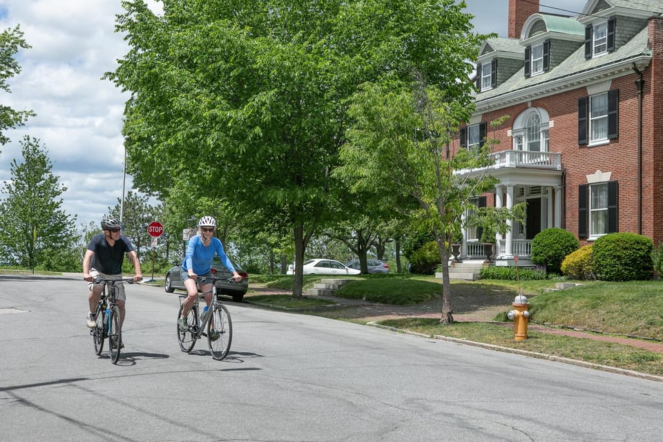 Portland, Maine: Guided Bike Tour Around The Peninsula | GetYourGuide