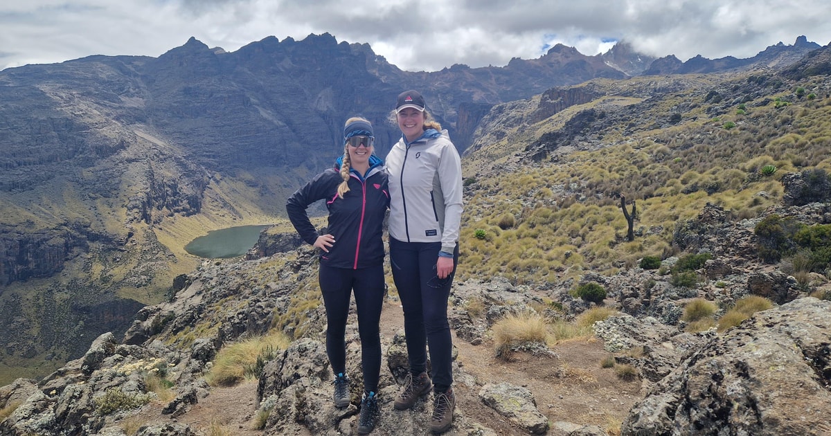 Conquista il Monte Kenya: Trekking sul Monte Kenya via Chogoria 4-5 ...