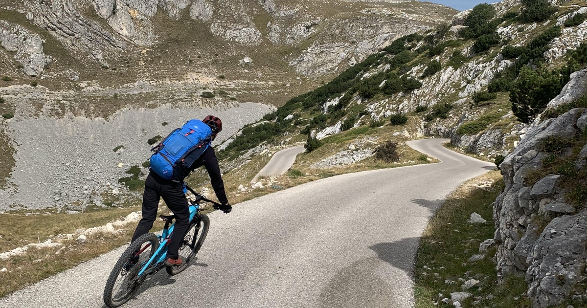Sedlo Pass & Devil's Lake - tur på elcykel | GetYourGuide