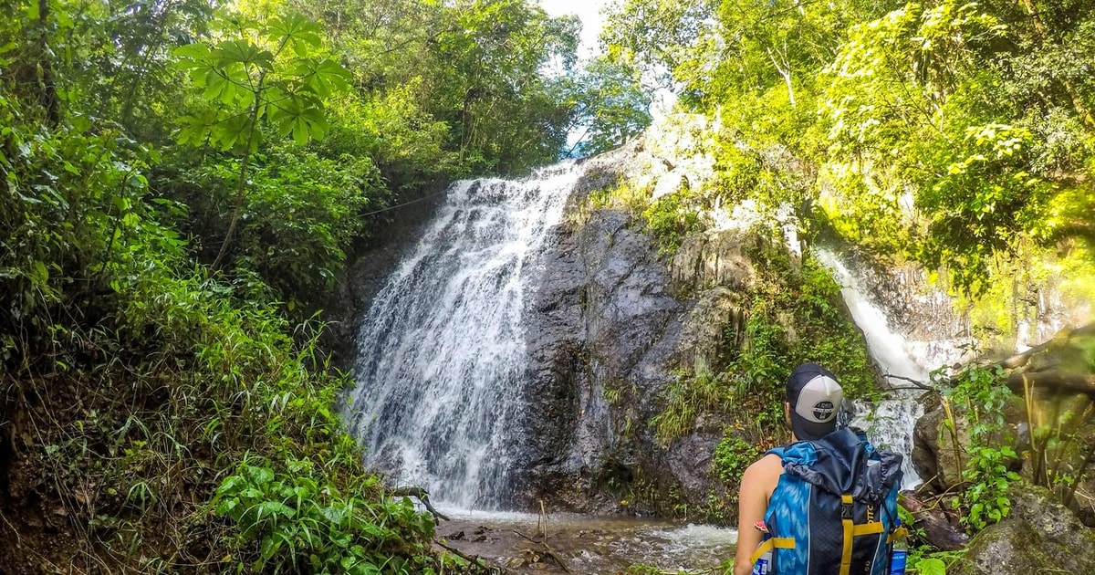 Città di Cabañas: Foresta di Cinquera-Cascate e Centro storico di ...