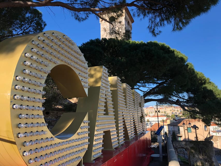 Cannes "Tour Boho de 2 horas" con un Autobús francés de época ...