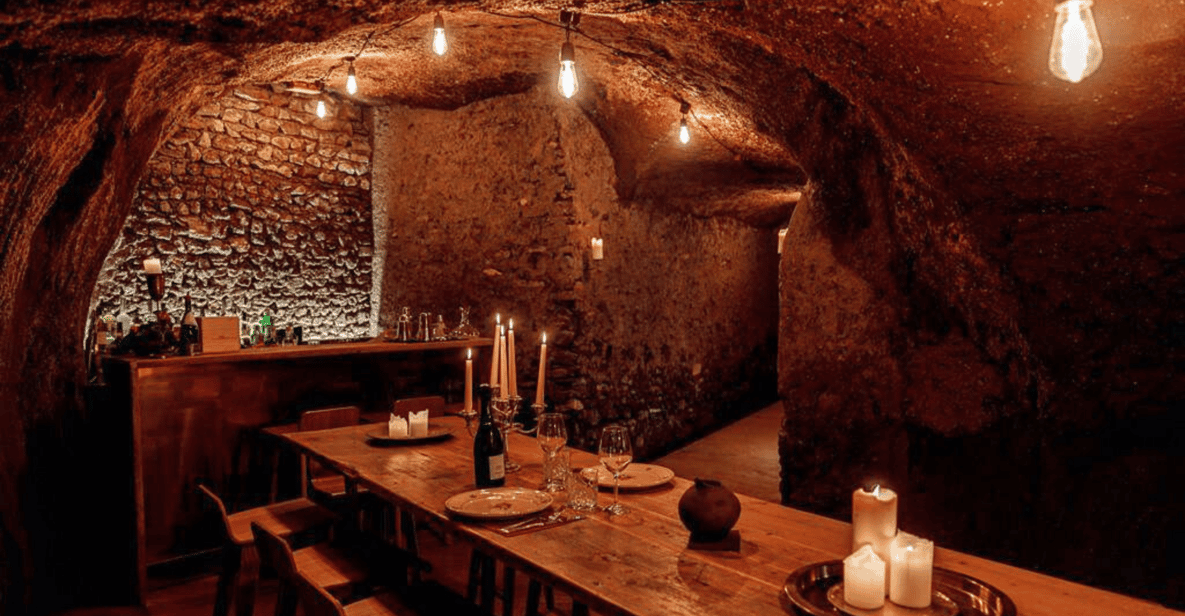 Rome: Wijnproeverij bij kaarslicht in oude Romeinse grot | GetYourGuide