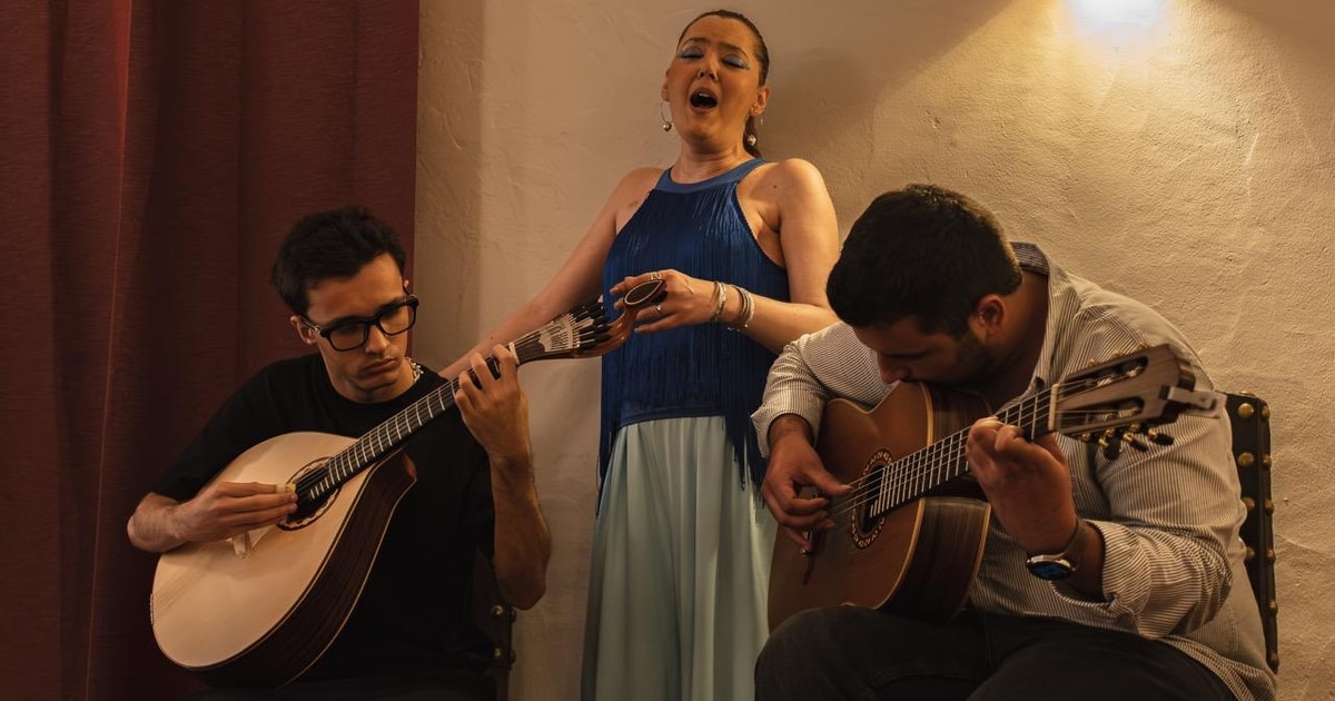 Lisbon: Dinner with Rising Stars of Fado | GetYourGuide