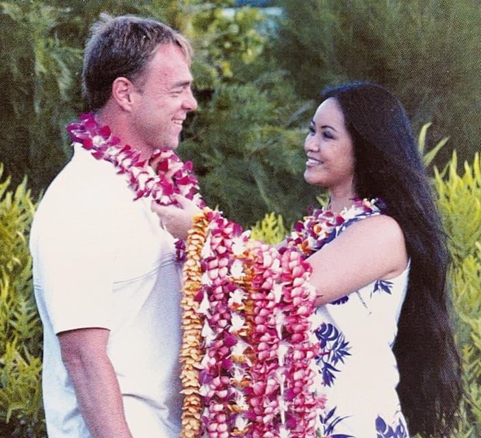 Kahului Airport: Maui Flower Lei Greeting Upon Arrival | GetYourGuide
