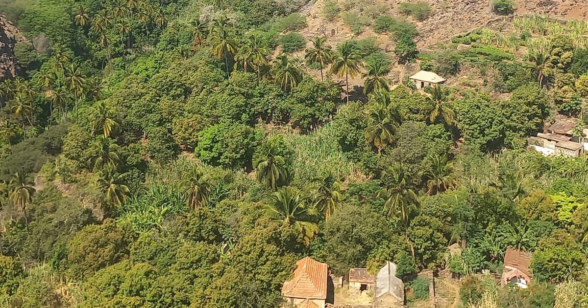 Hiking Calabaceira Valley+Cidade Vellha tour | GetYourGuide