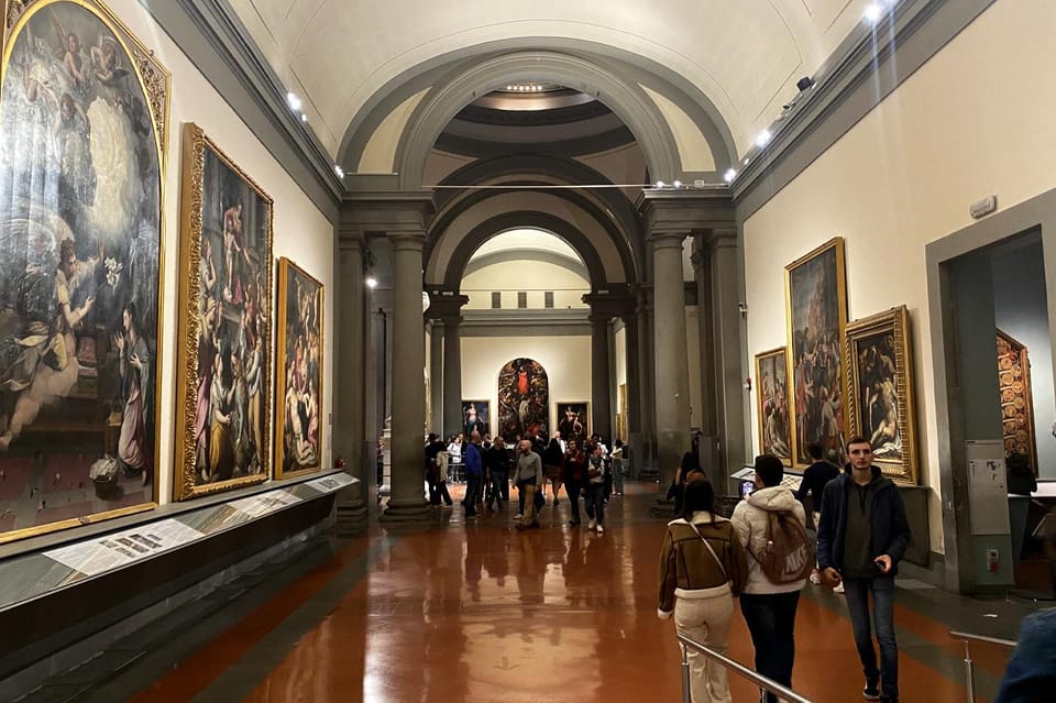 Visita a la Galería David y de la Academia con tickets de entrada sin ...