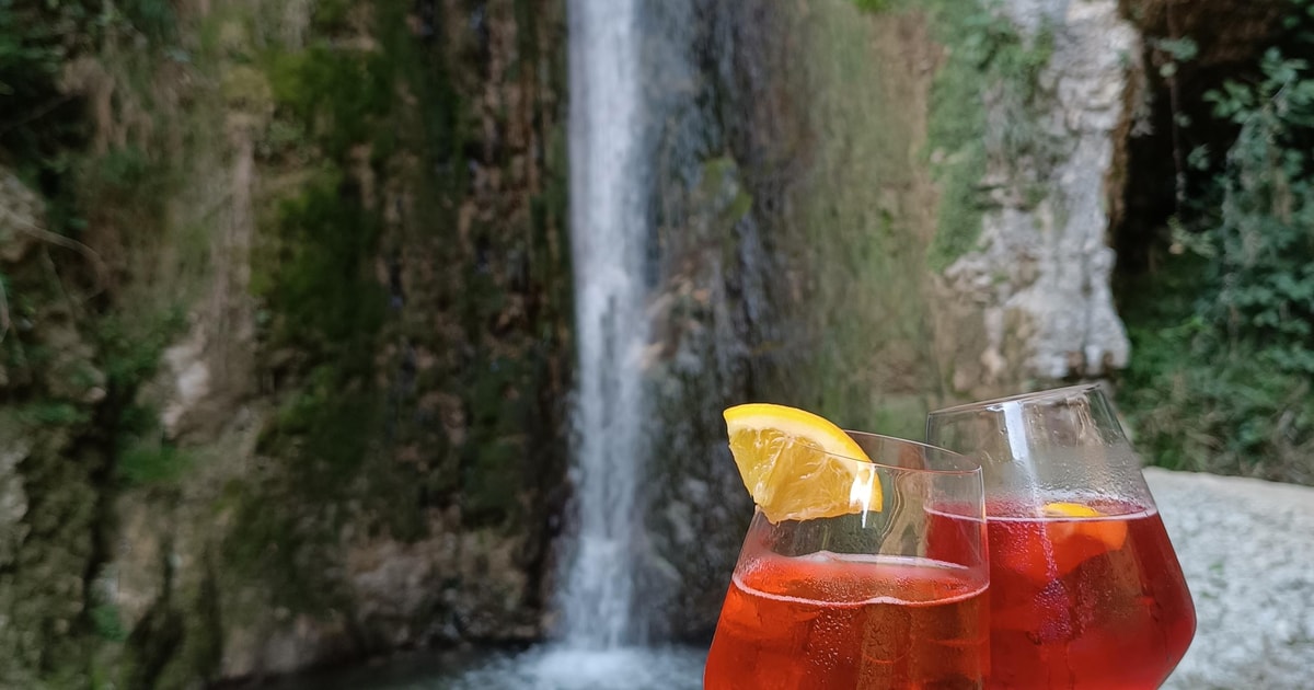 Parc des cascades de Molina : visite et apéritif en option | GetYourGuide