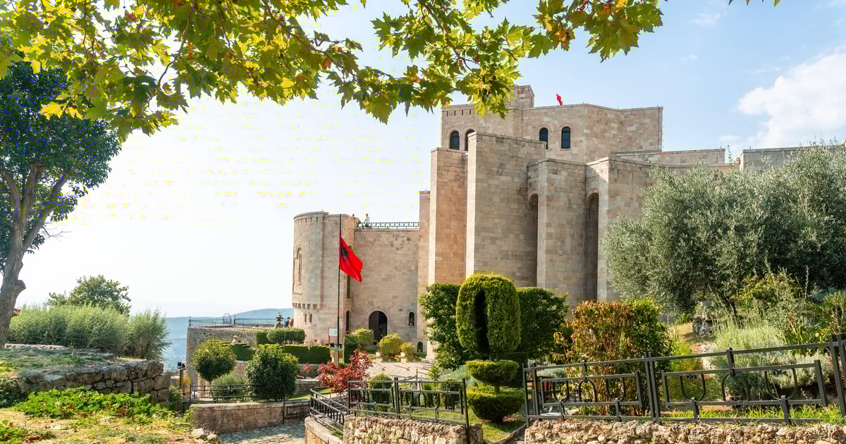 Da Tirana: Escursione a Krujë con il Castello di Krujë e il Vecchio ...