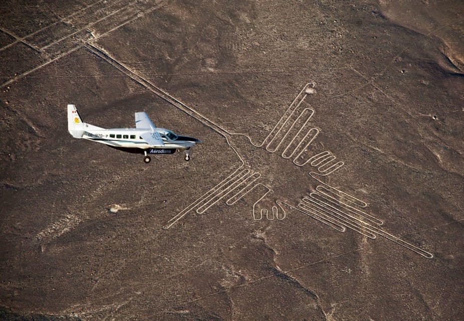 Vuelo sobre las Líneas de Nazca - Día completo | GetYourGuide