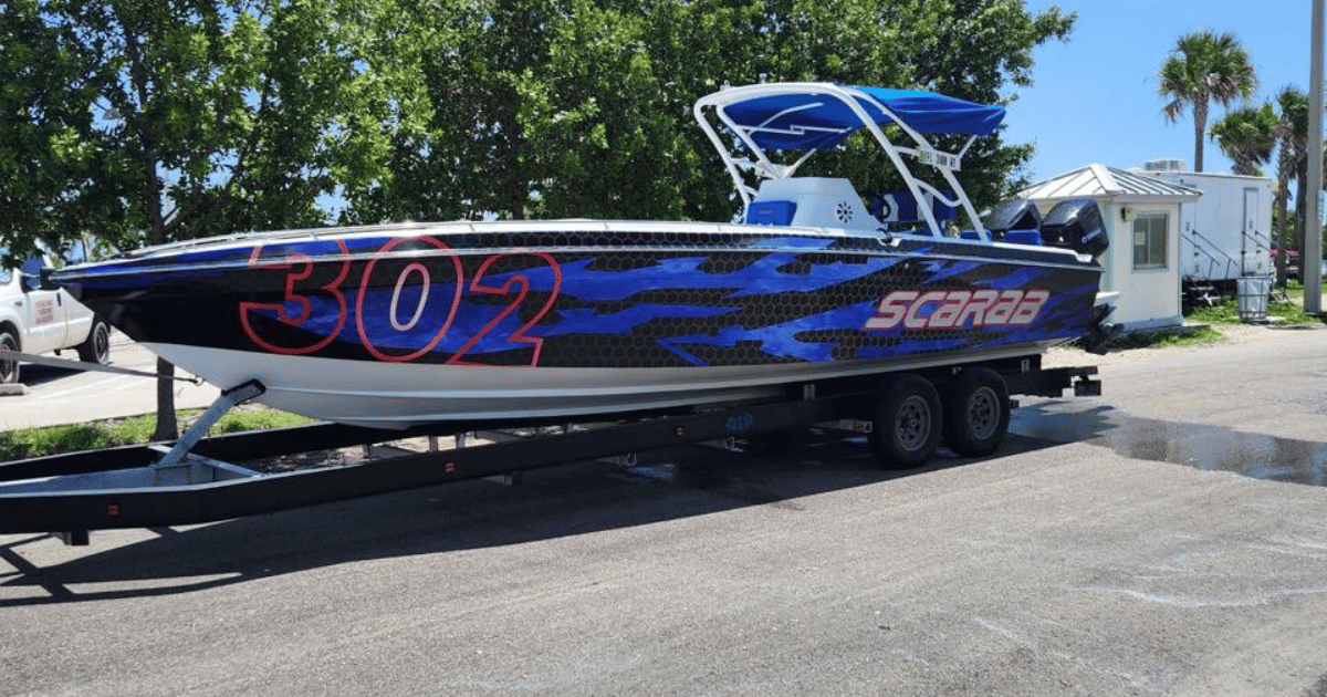 Explore Nassau's Crystal Waters 32ft Scarb Boat Rental | GetYourGuide