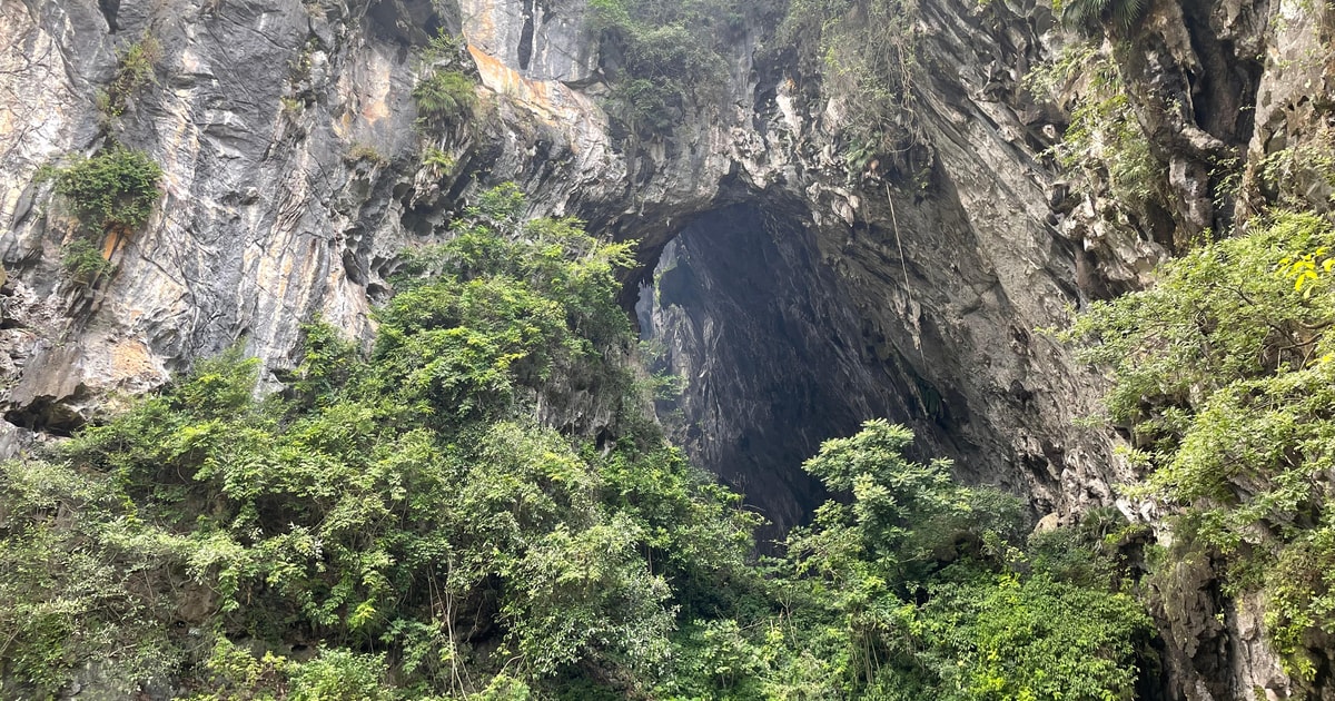 Guangzhou to Yingxi Corridor and Cave Fairland PRI Day Tour | GetYourGuide