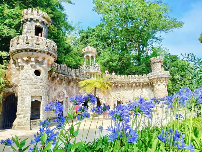 Lisbon: Pena Palace, Moorish Castle, Qta. Regaleira & Sintra | GetYourGuide