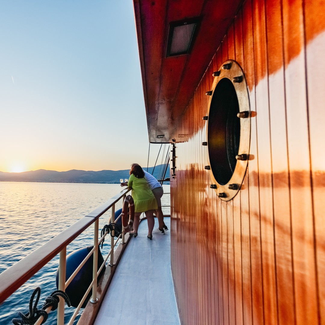 Split:Sunset Cruise with Live Music | GetYourGuide