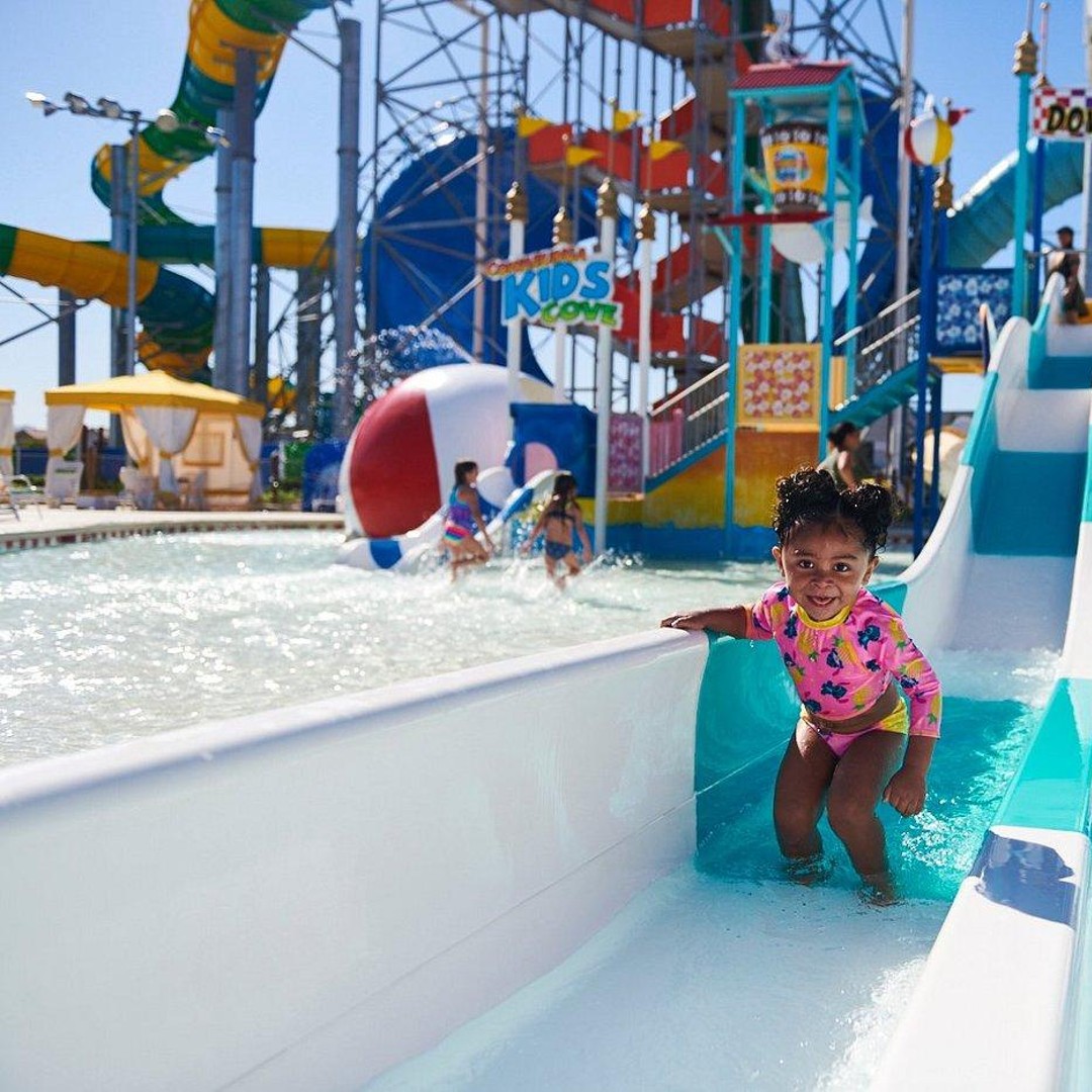 Las Vegas: Cowabunga Bay Water Park Entry Ticket | GetYourGuide