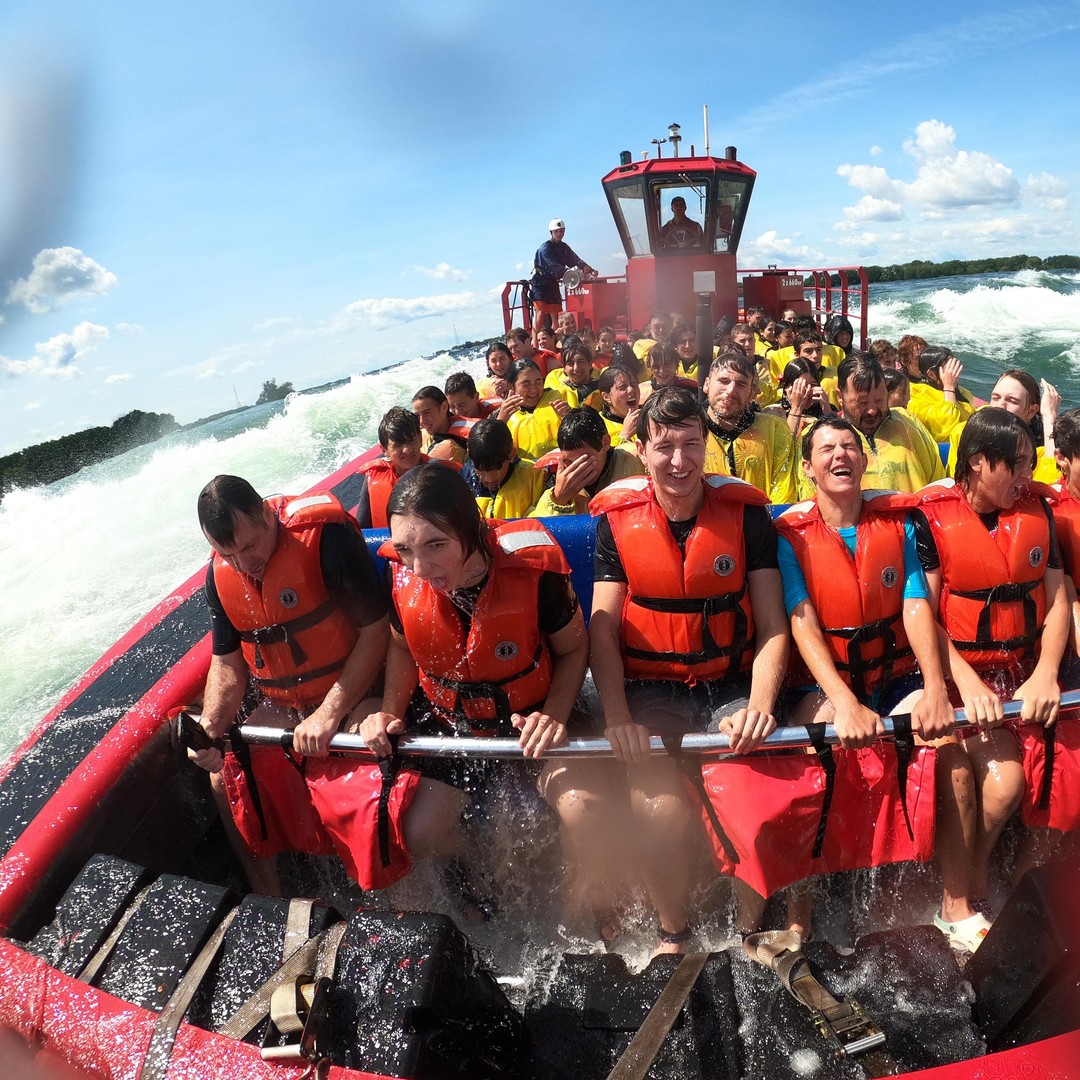 Montreal: Jet Boating on the Lachine Rapids | GetYourGuide
