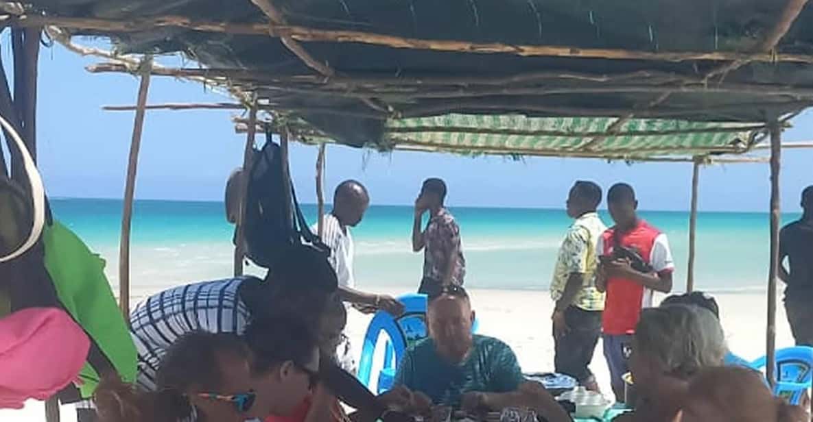 Von Diani Beach aus: Funzi Island Ganztagesausflug mit Mittagessen ...