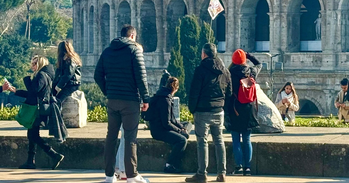 Roma: Visita guiada privada del Coliseo con degustación de comida y ...