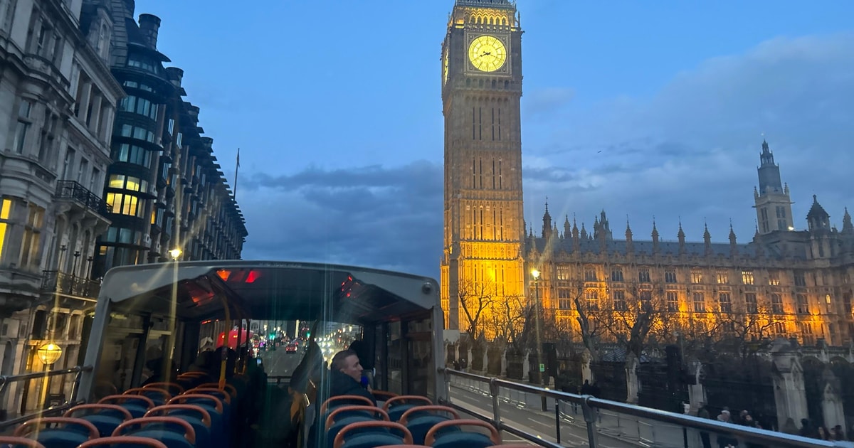 London: Taylor Swifts singalong-bustur | GetYourGuide