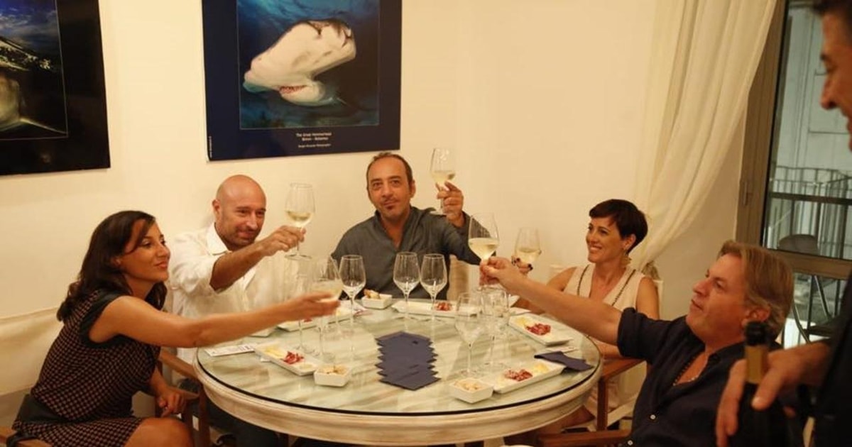 Naples Wine Tasting Experience with a Sommelier | GetYourGuide